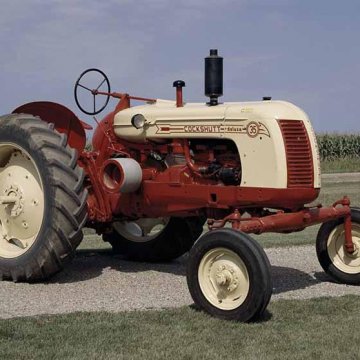 Canada's Cockshutt tractors