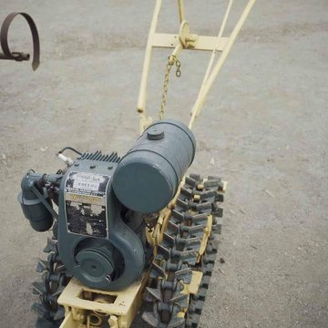 Lawn and garden tractors