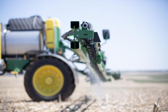 Proper adjuvant use boosts herbicide effectiveness | Successful Farming
