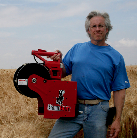 Miniature Combine Saves Small Grain Farmers Time, Money | Successful ...