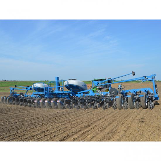 Kinze Displays Prototype for 60-Foot Split-Row Planter | Successful Farming