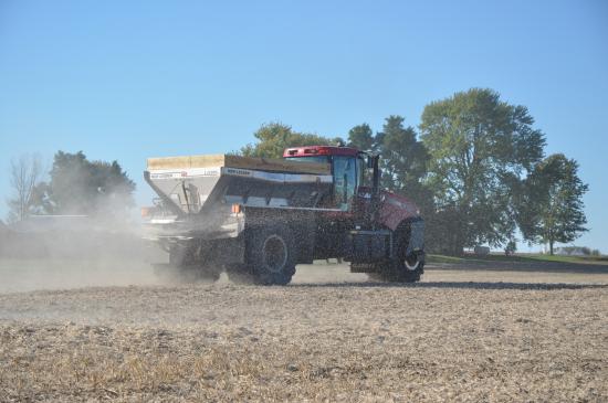 Fertilizing Crops in Tough Times | Successful Farming